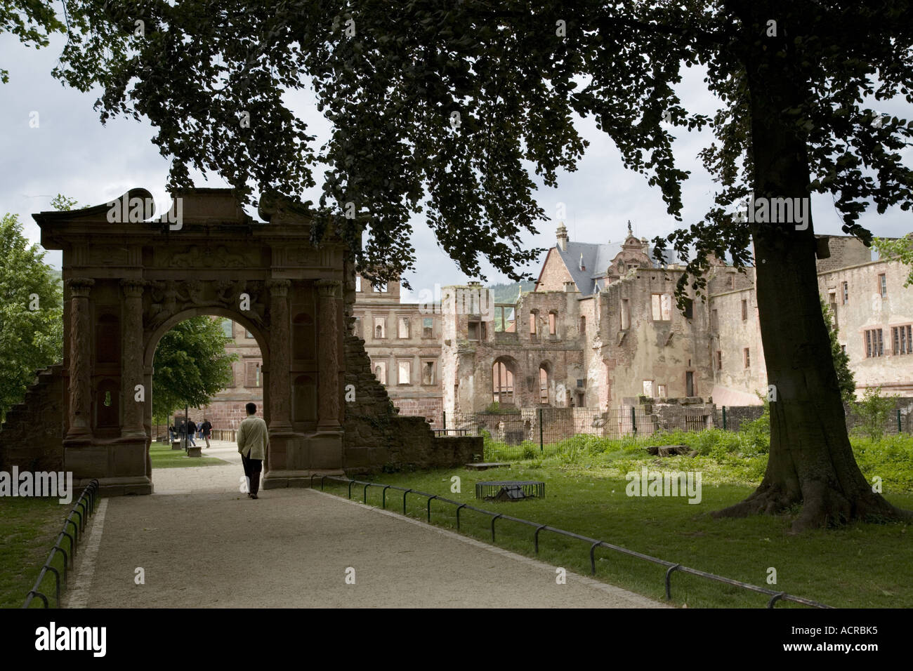 Schloss castle pulver turm gunpowder hi-res stock photography and ...
