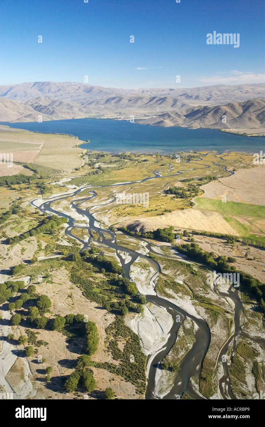 Ahuriri River and Lake Benmore Waitaki Valley South Island New Zealand ...