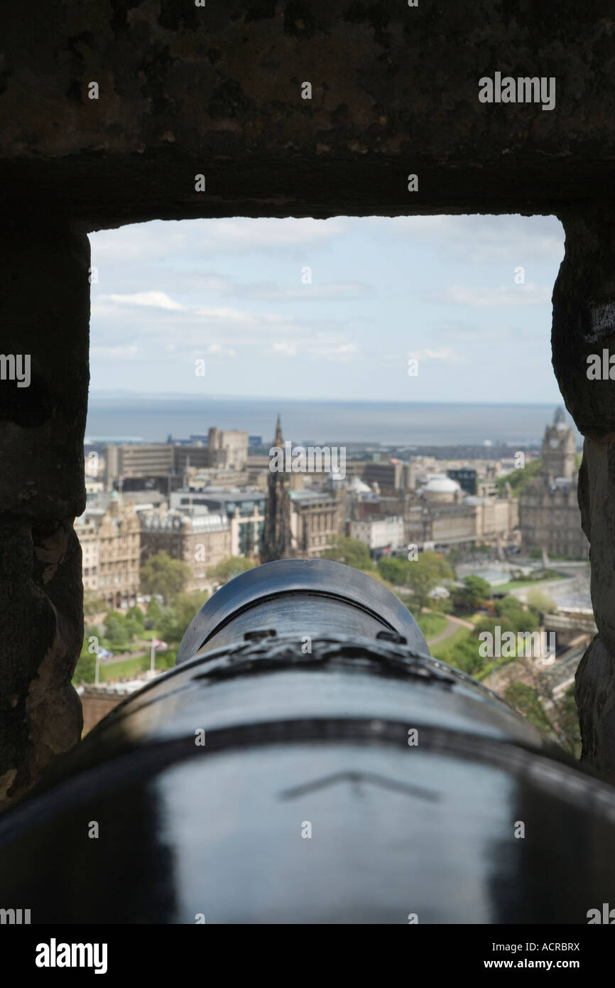 The cannon eye's view of Edinburgh, Scotland Stock Photo - Alamy