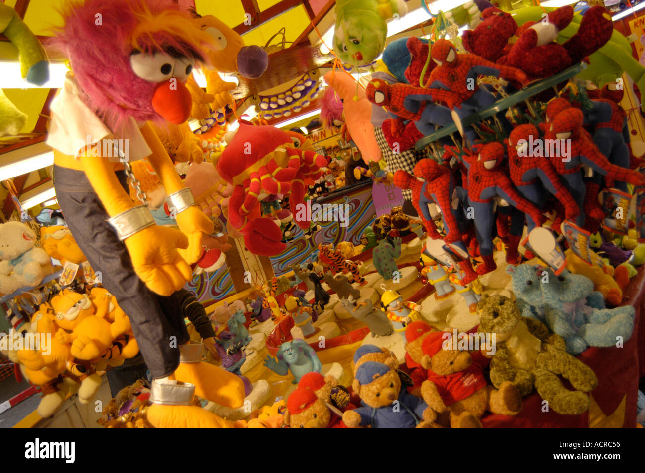 toy prizes on fair ground stall Stock Photo - Alamy
