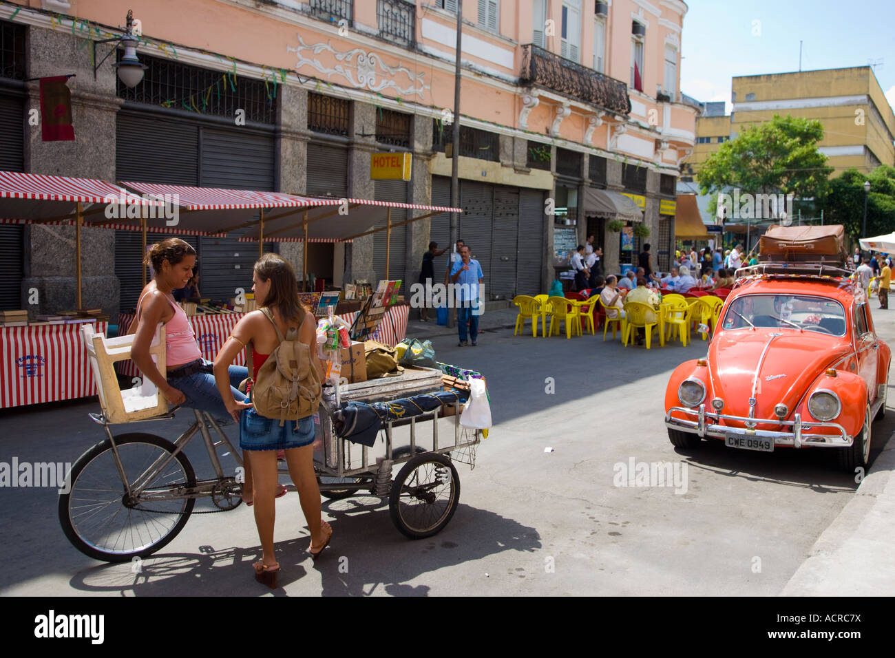 Rio de janeiro lapa street bars hi-res stock photography and images - Alamy