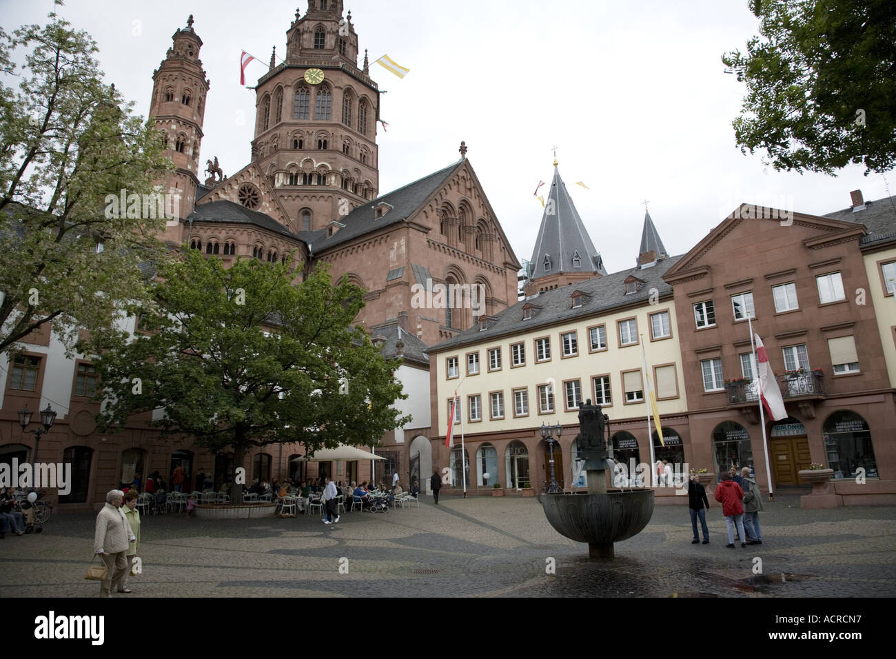 Altstadt (Old Town) and Dom (Cathedral) Tower , Mainz, Germany Stock ...