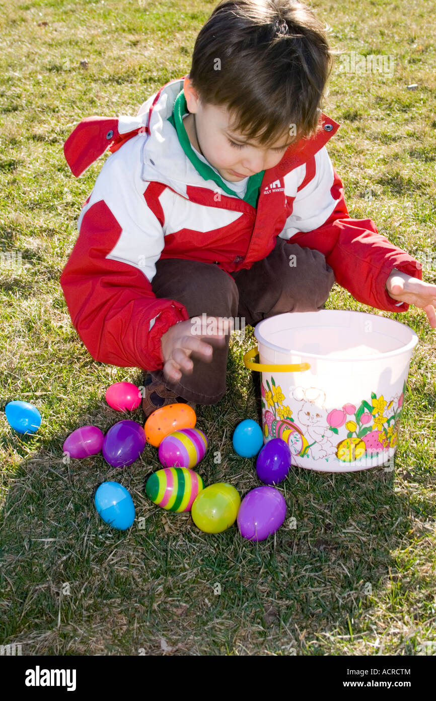 Mr bucket game hi-res stock photography and images - Alamy