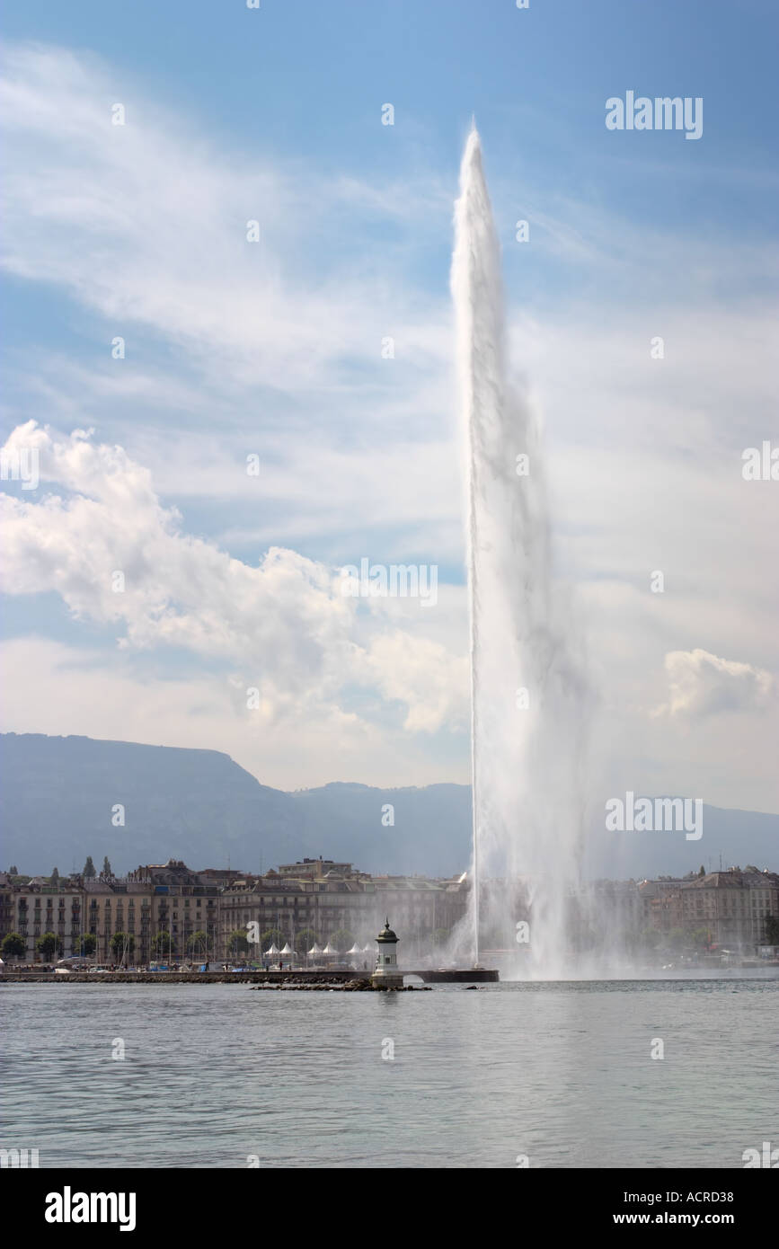 Jet d eau fountain on Lake Geneva Switzerland Stock Photo - Alamy