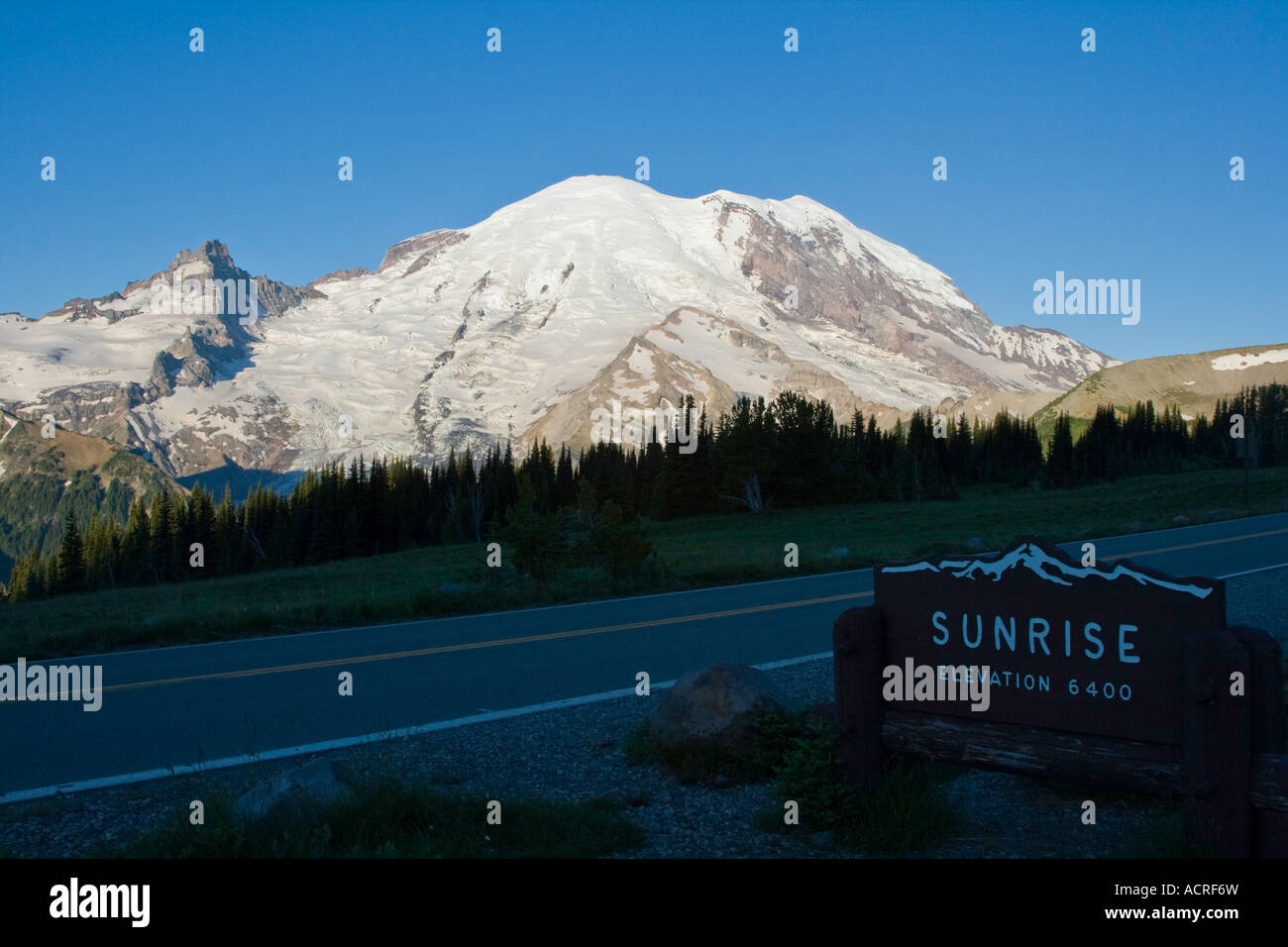 Mt rainier national park sign hi-res stock photography and images - Alamy