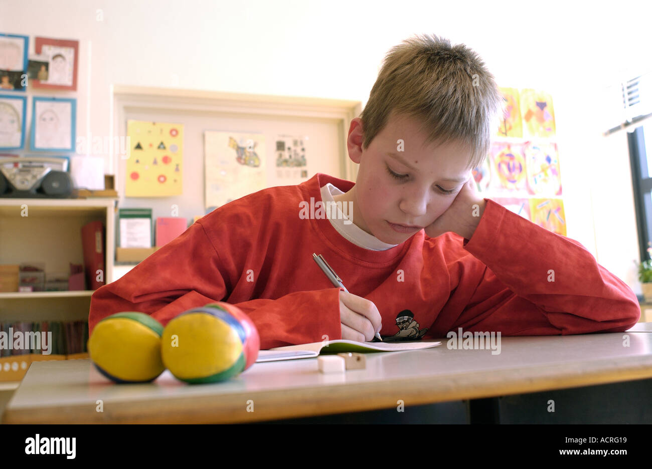 Students in classroom of elementary school Stock Photo - Alamy