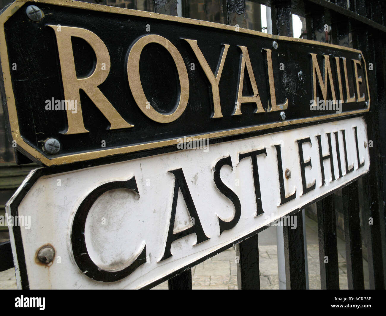 Royal castle sign hi-res stock photography and images - Alamy