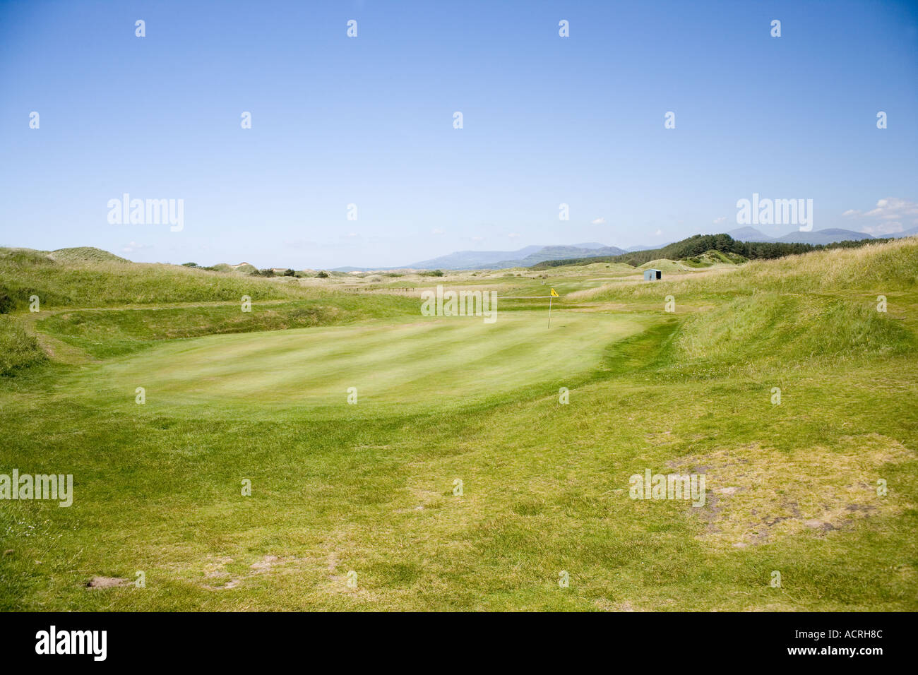 Harlech golf course hi-res stock photography and images - Alamy