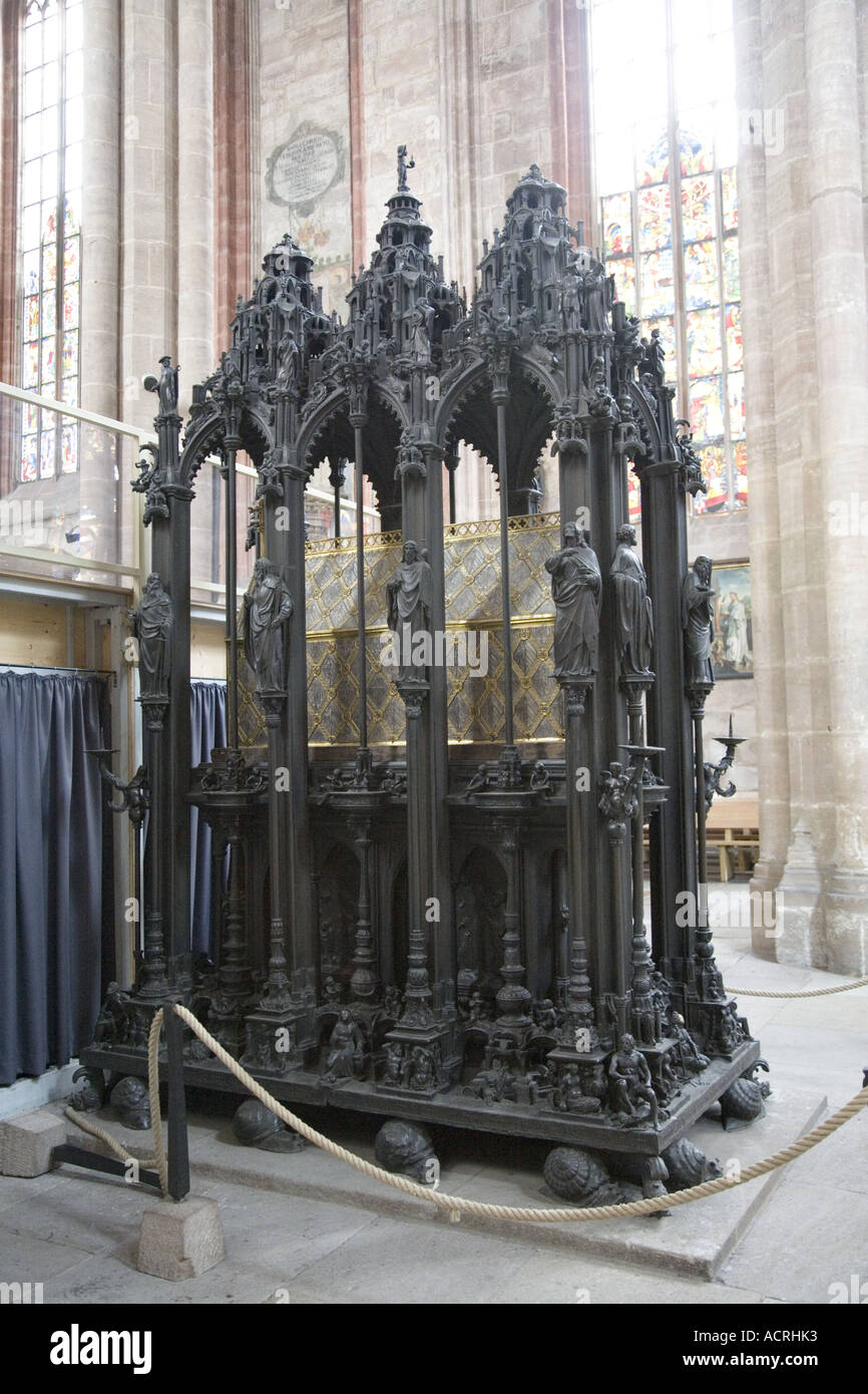Shrine of St Sebald, Sebalduskirche, Church, Rathausplatz, Nuremberg ...