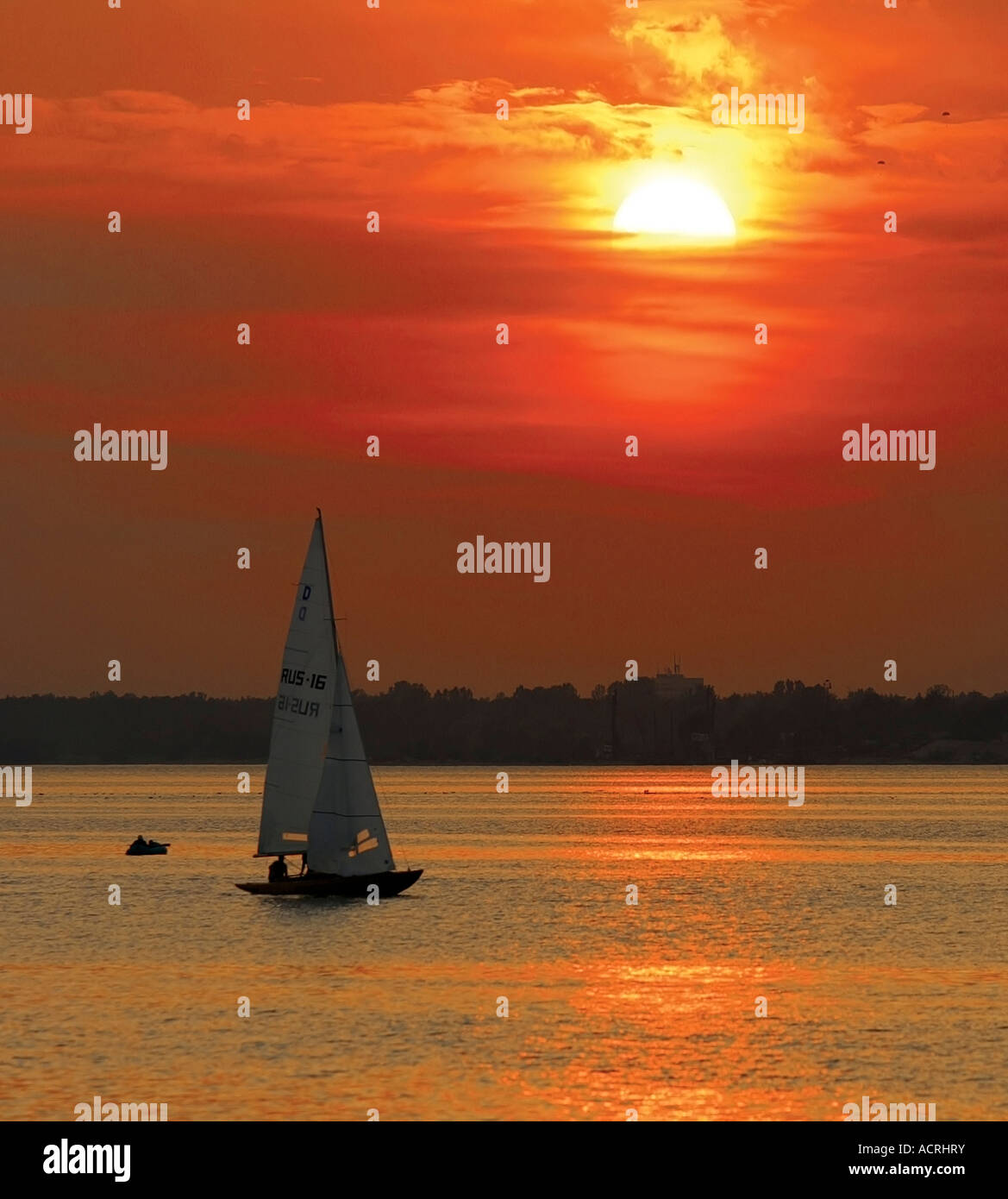 Felucca and glorious sunset egypt hi-res stock photography and images ...