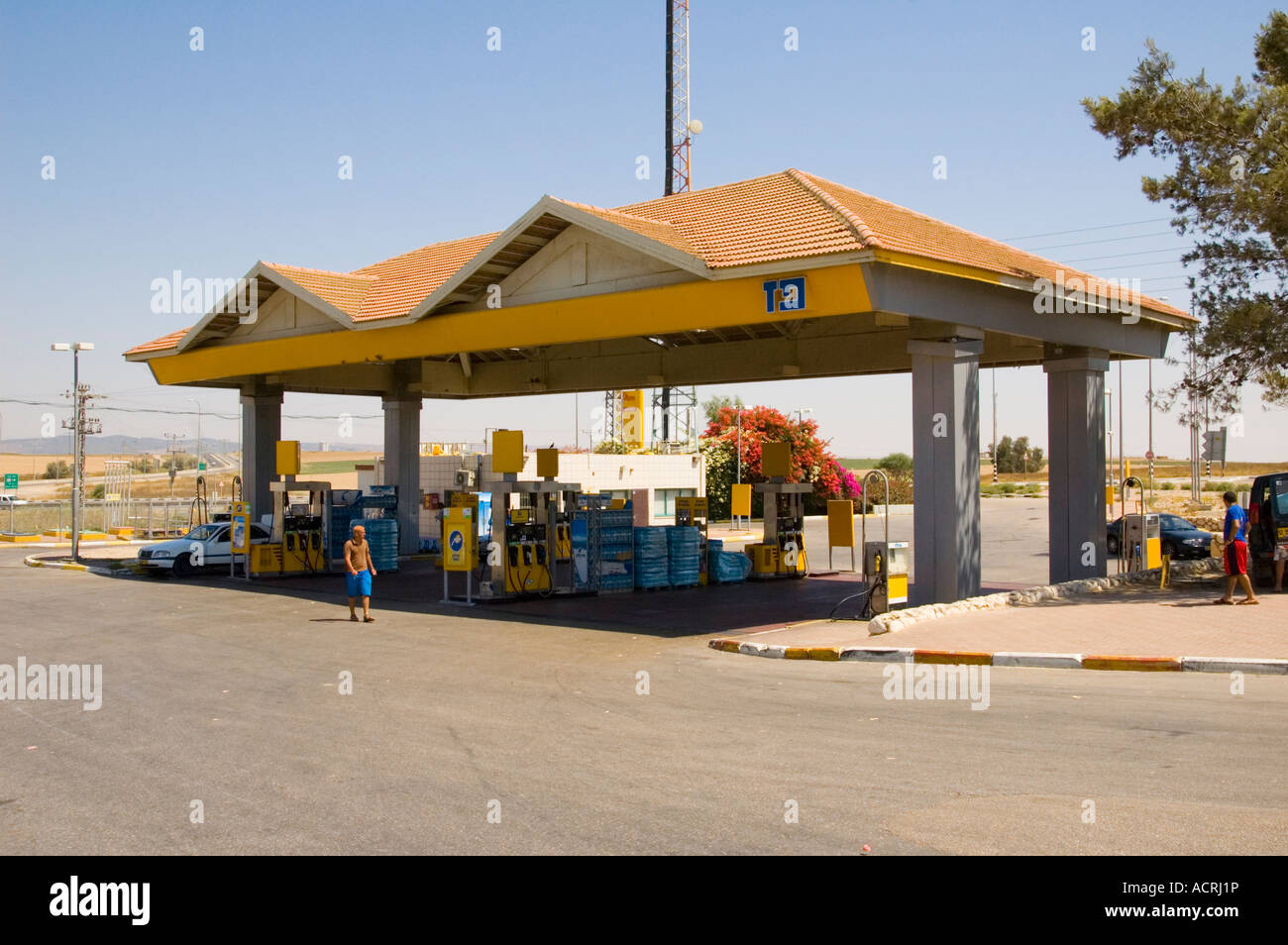 Israel a PAZ petrol station Stock Photo - Alamy