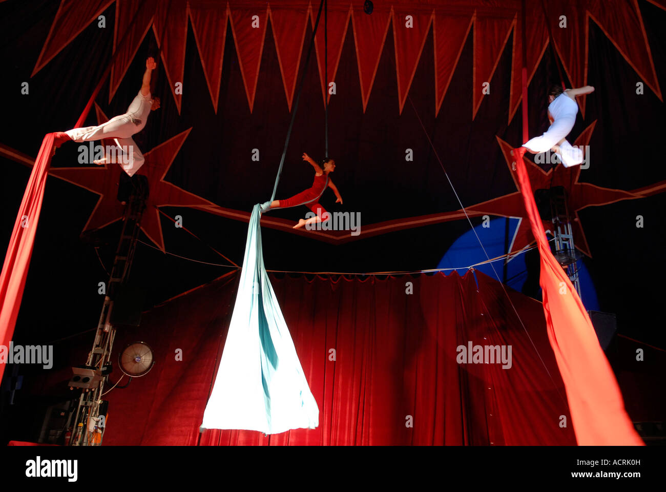 Strong man circus hi-res stock photography and images - Alamy