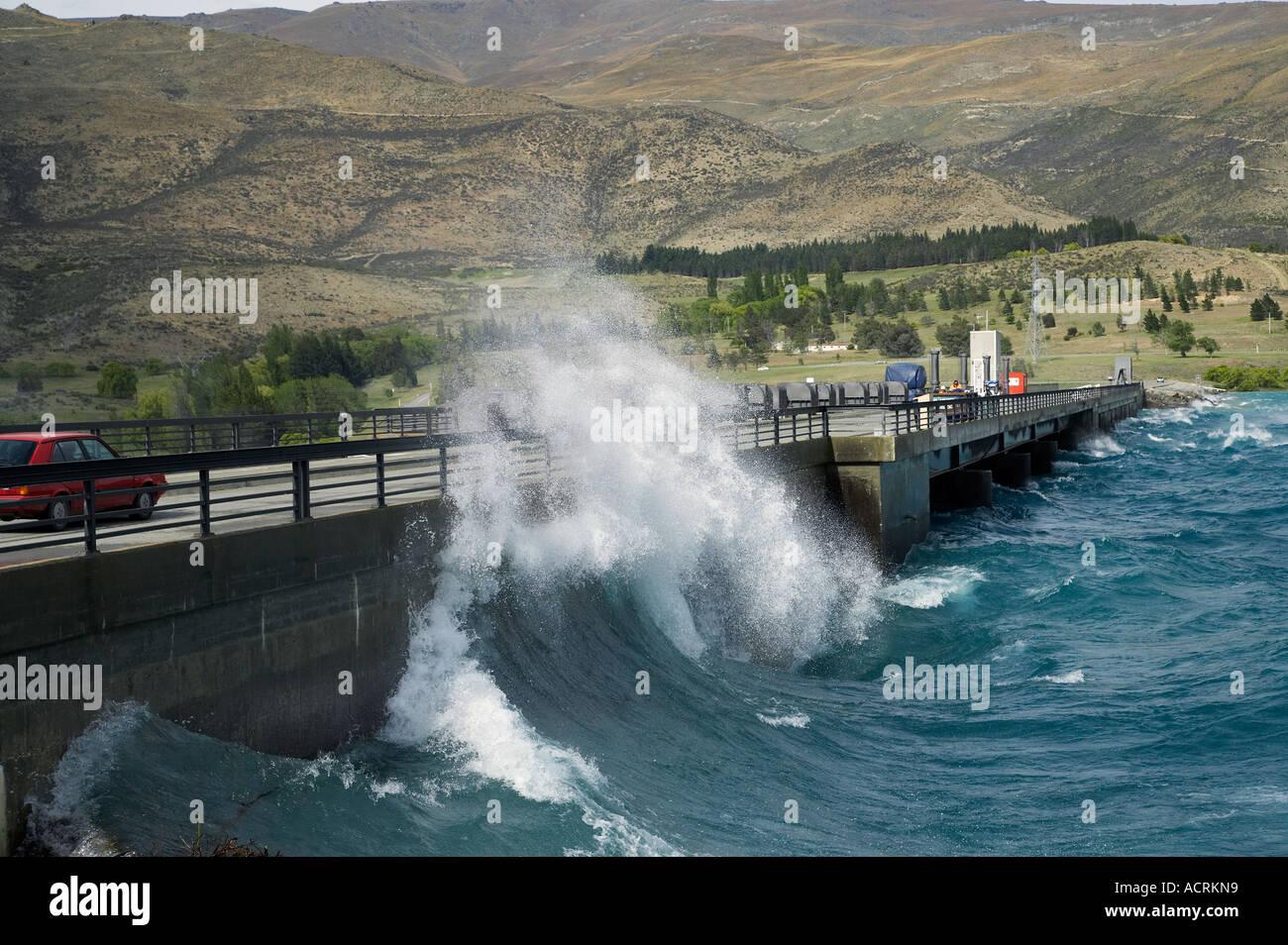 Strong Winds Blowing Waves Over Aviemore Dam Waitaki Valley North Otago ...