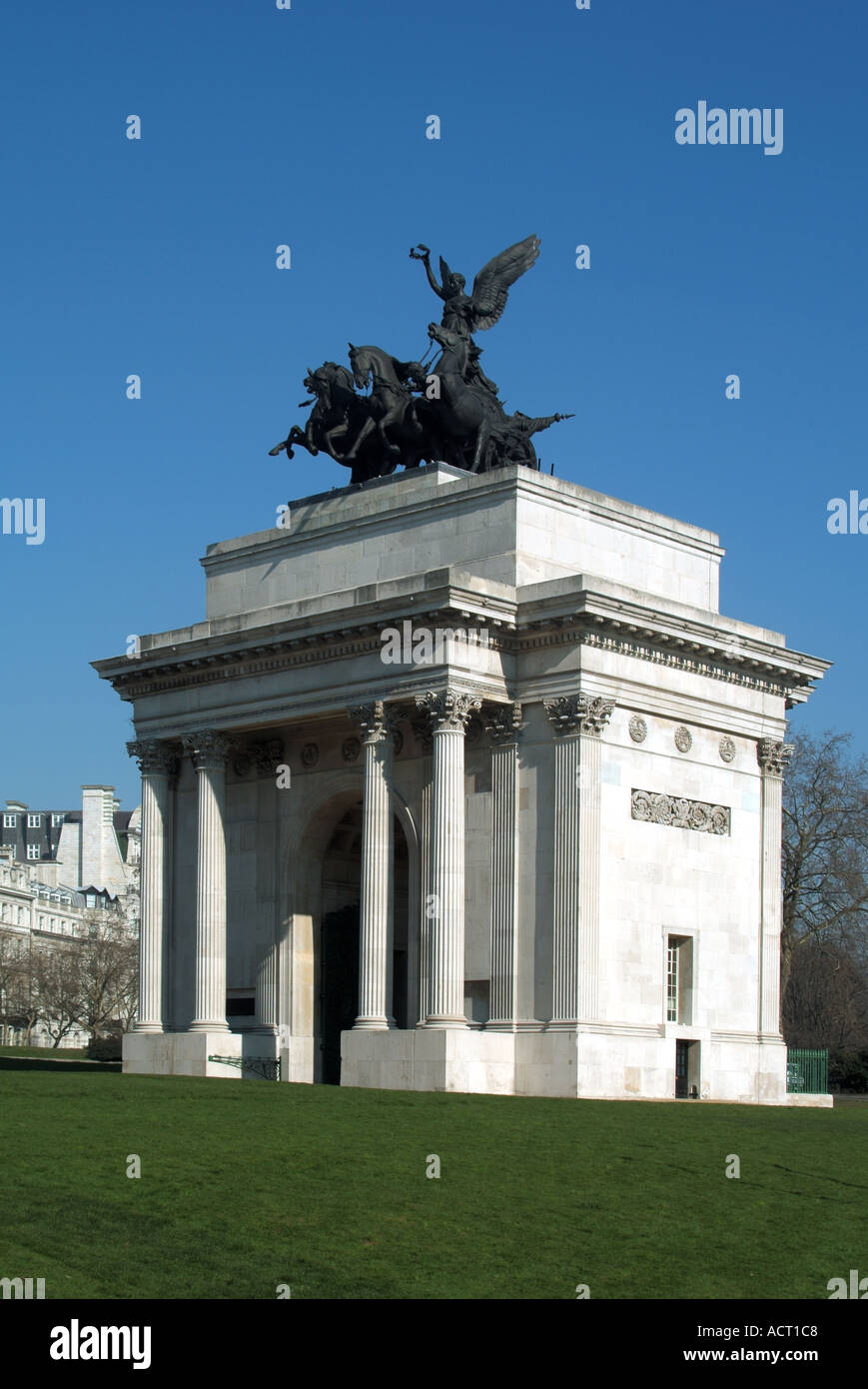 Westminster Hyde Park Corner Constitution Arch originally known as the ...