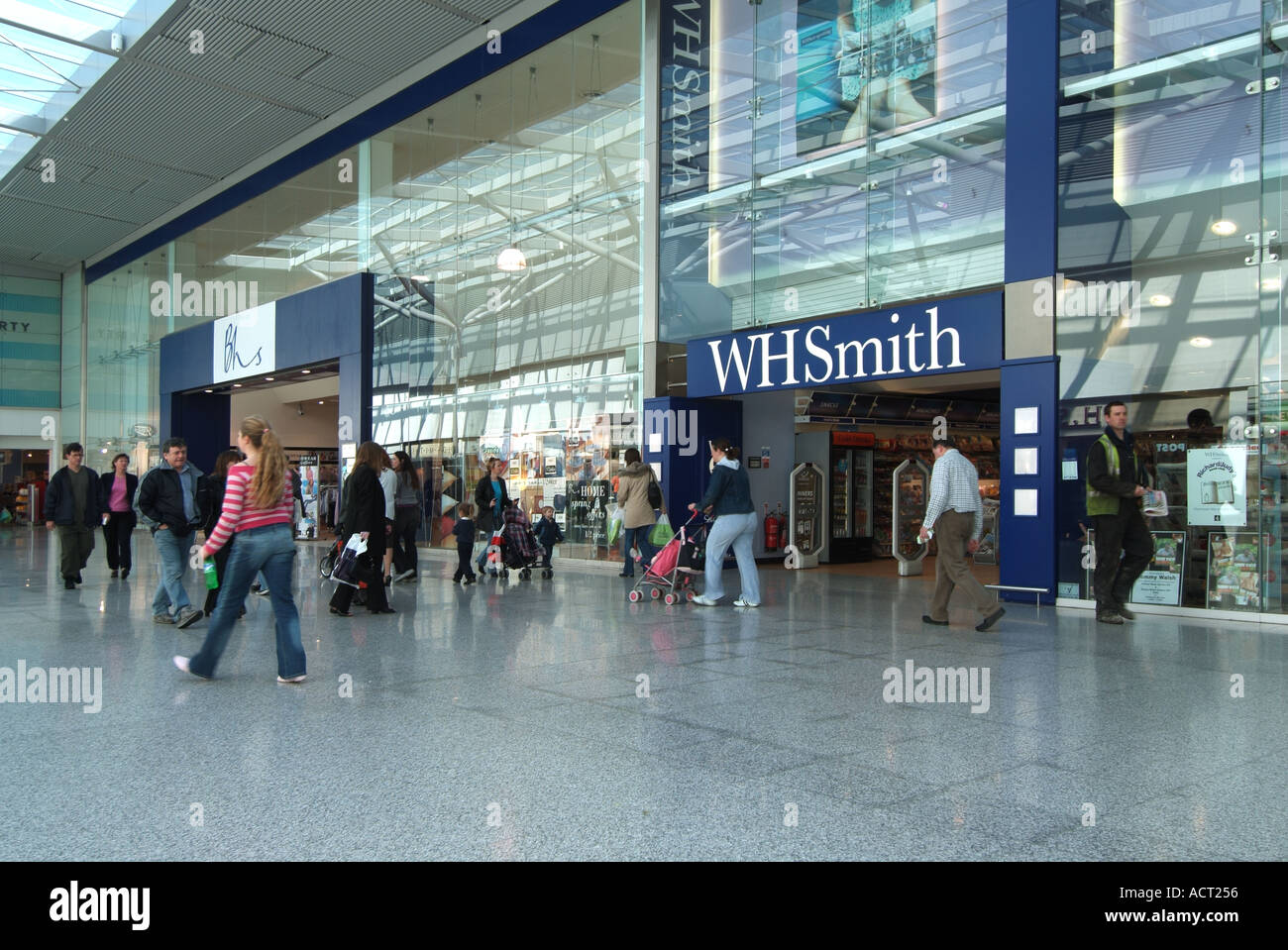 Romford indoor shopping mall including W H Smiths British Home Stores ...
