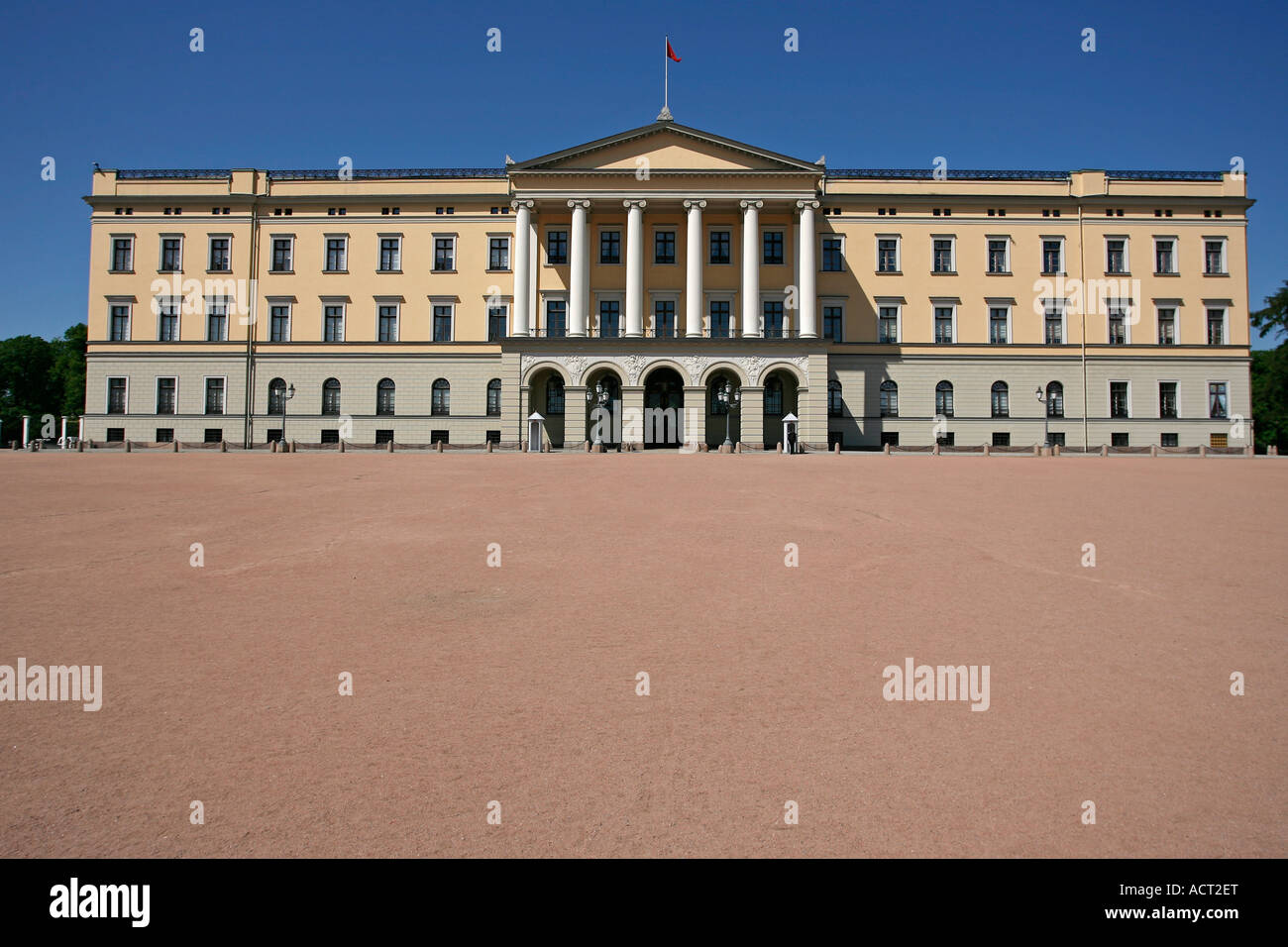 Det kongelige slott hi-res stock photography and images - Alamy