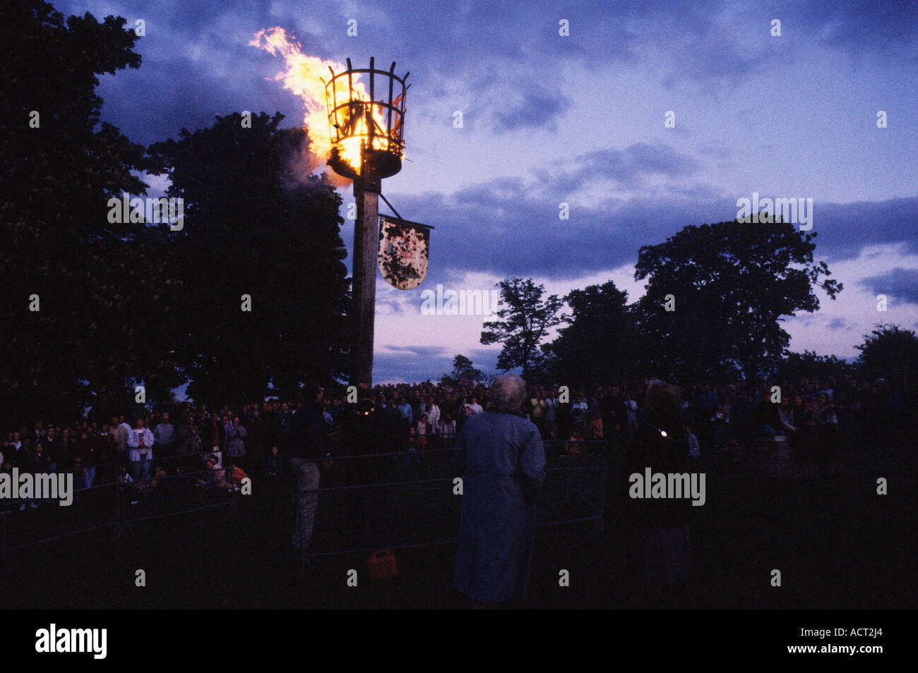 Lighting of the Armada Beacon on Windmill Hill Gravesend commemorating ...