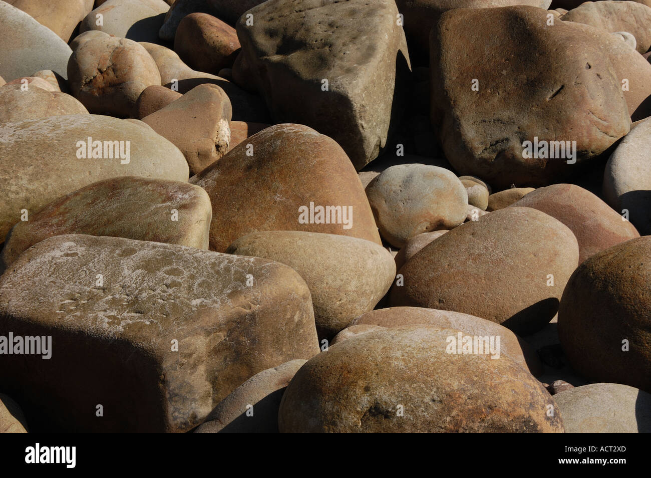 Santa barbara rocks hi-res stock photography and images - Alamy