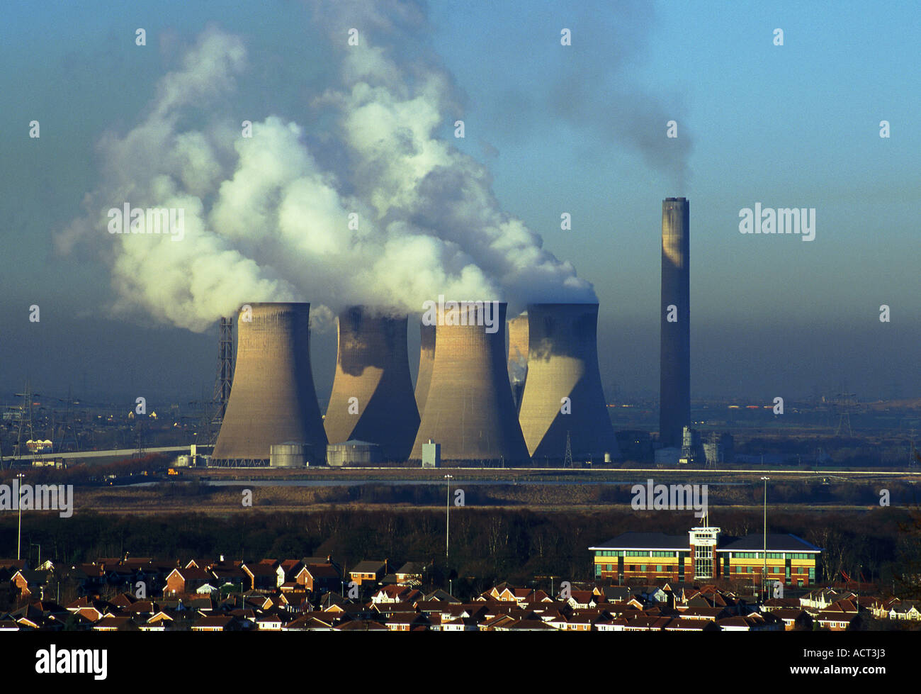 Runcorn town hi-res stock photography and images - Alamy