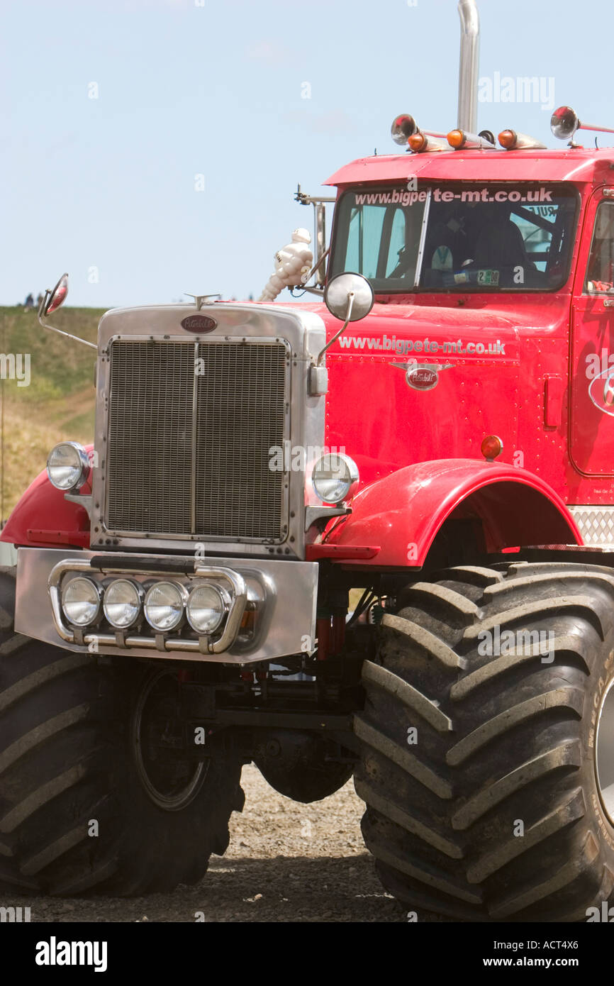 Big Pete monster truck at Knockhill Motorfair 2006 Stock Photo - Alamy
