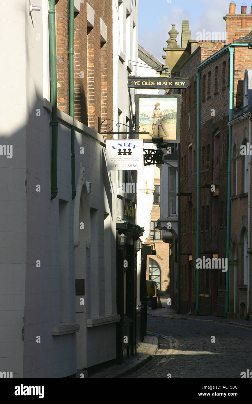View of the ancient High Street Hull s original medieval thoroughfare ...