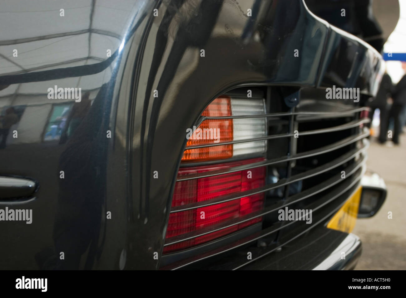 Jaguar XJ220 rear light cluster and slats Stock Photo - Alamy