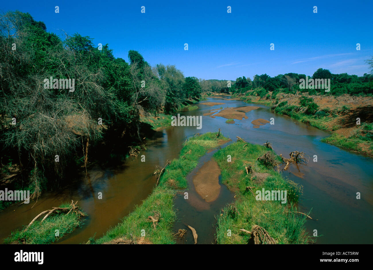 Scenic view of the Levuvhu River in the Pafuri area Kruger National ...