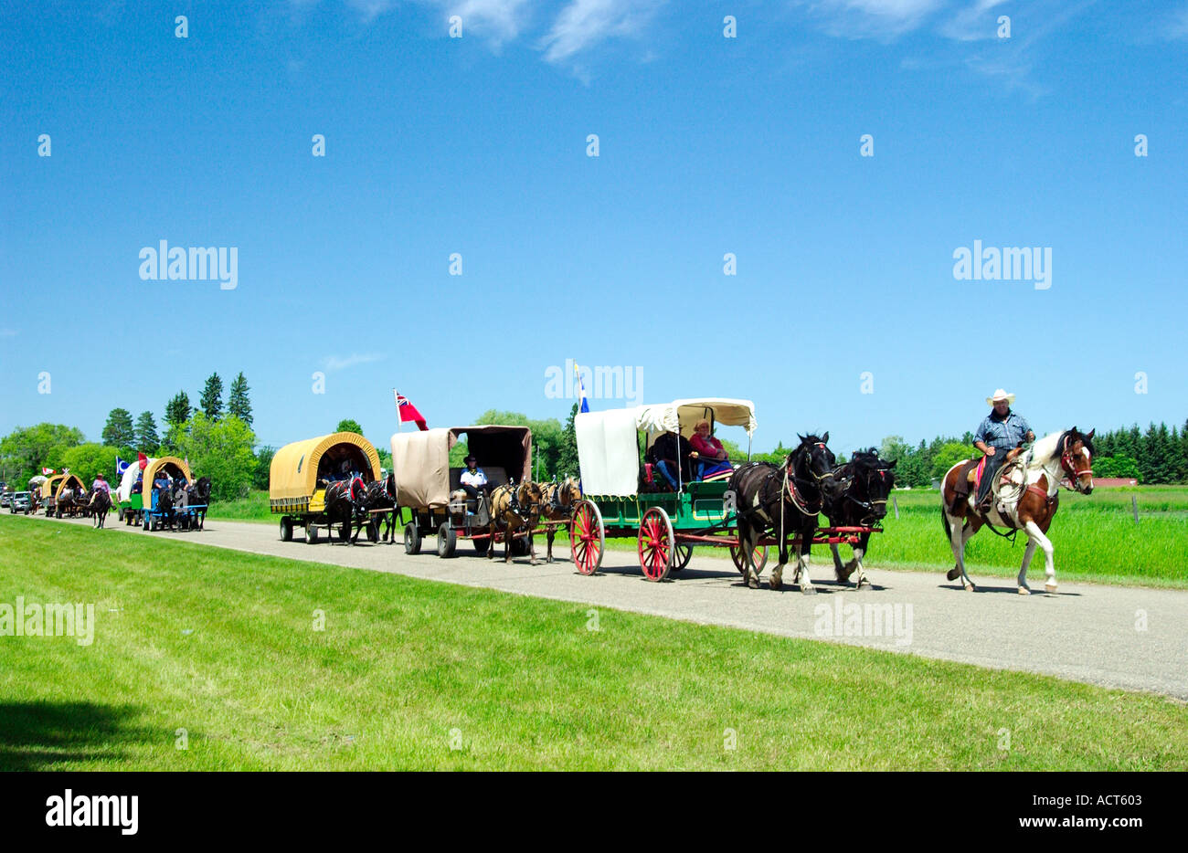 Red river ox cart hi-res stock photography and images - Alamy
