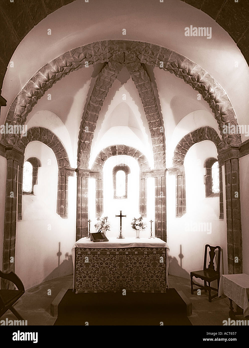 The beautiful Romanesque Apse at Saint Mary and Saint David Kipeck ...