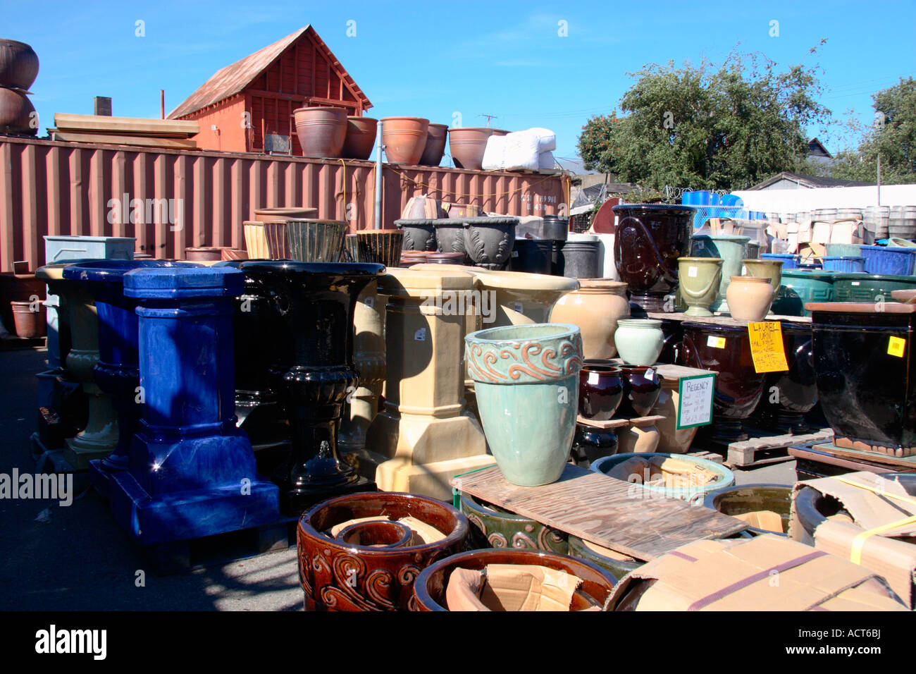 pots plant pots sale sell selling Stock Photo - Alamy