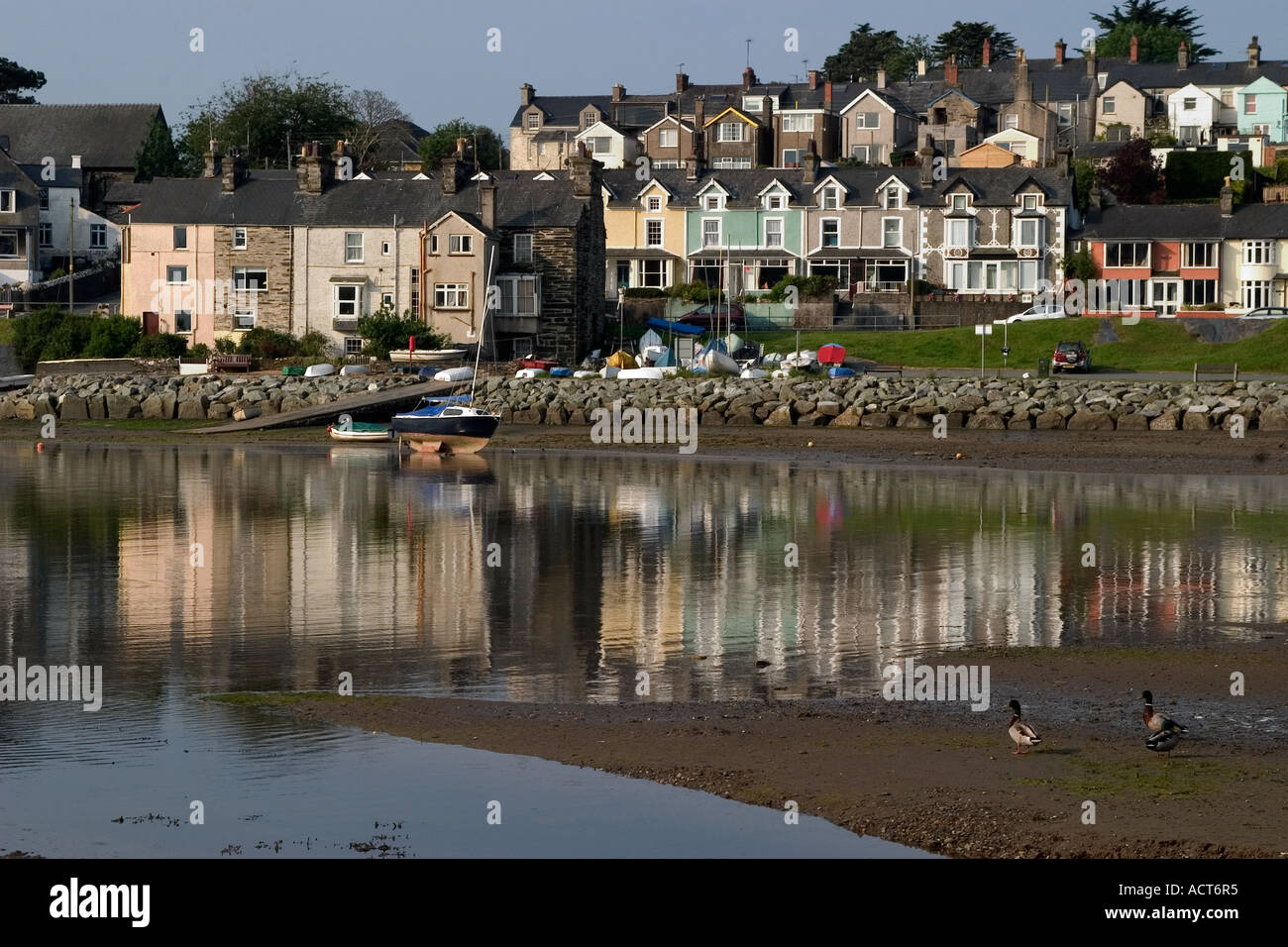 Borth village seaside wales hi-res stock photography and images - Alamy