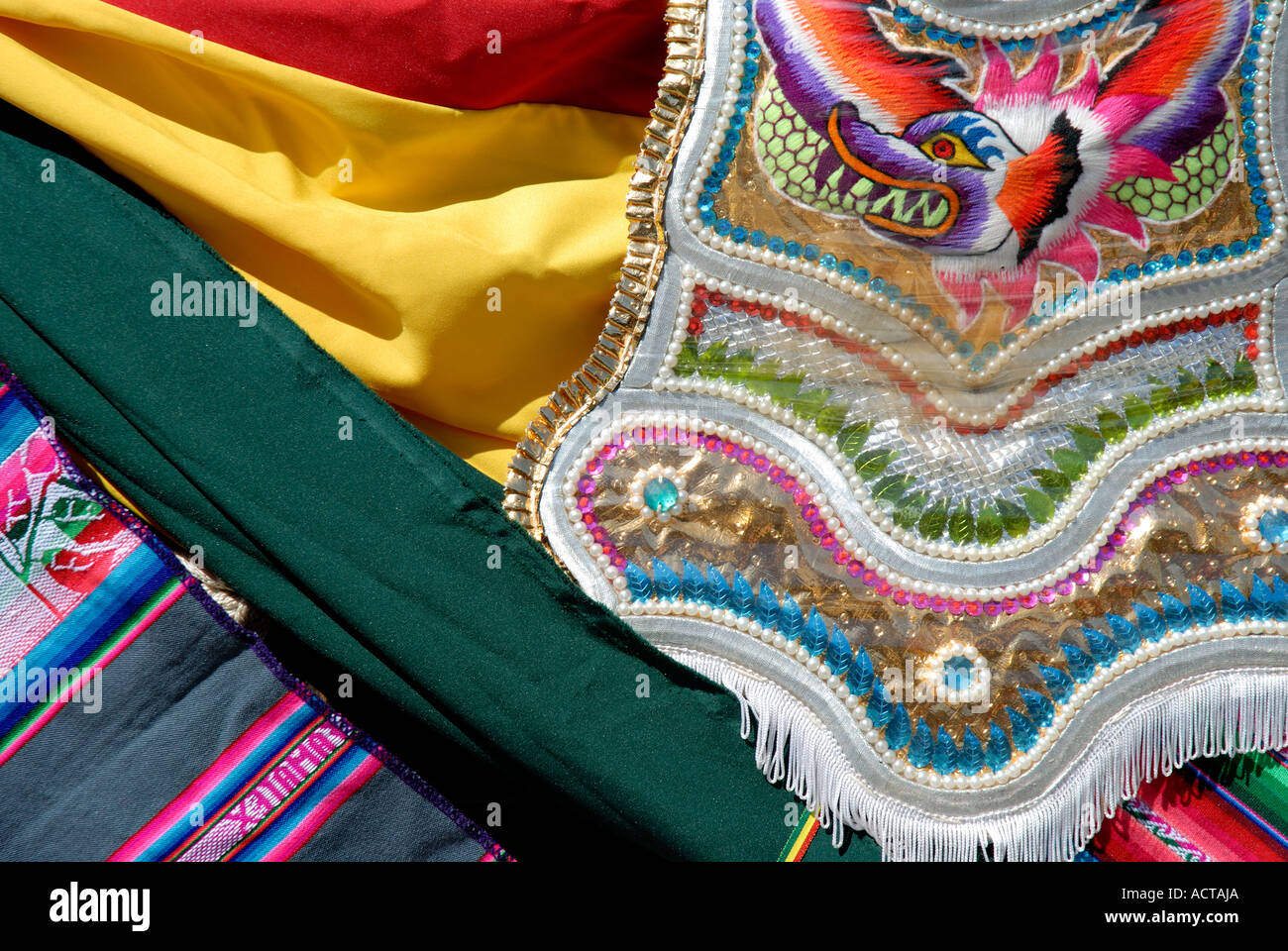 Bolivian textiles hi-res stock photography and images - Alamy