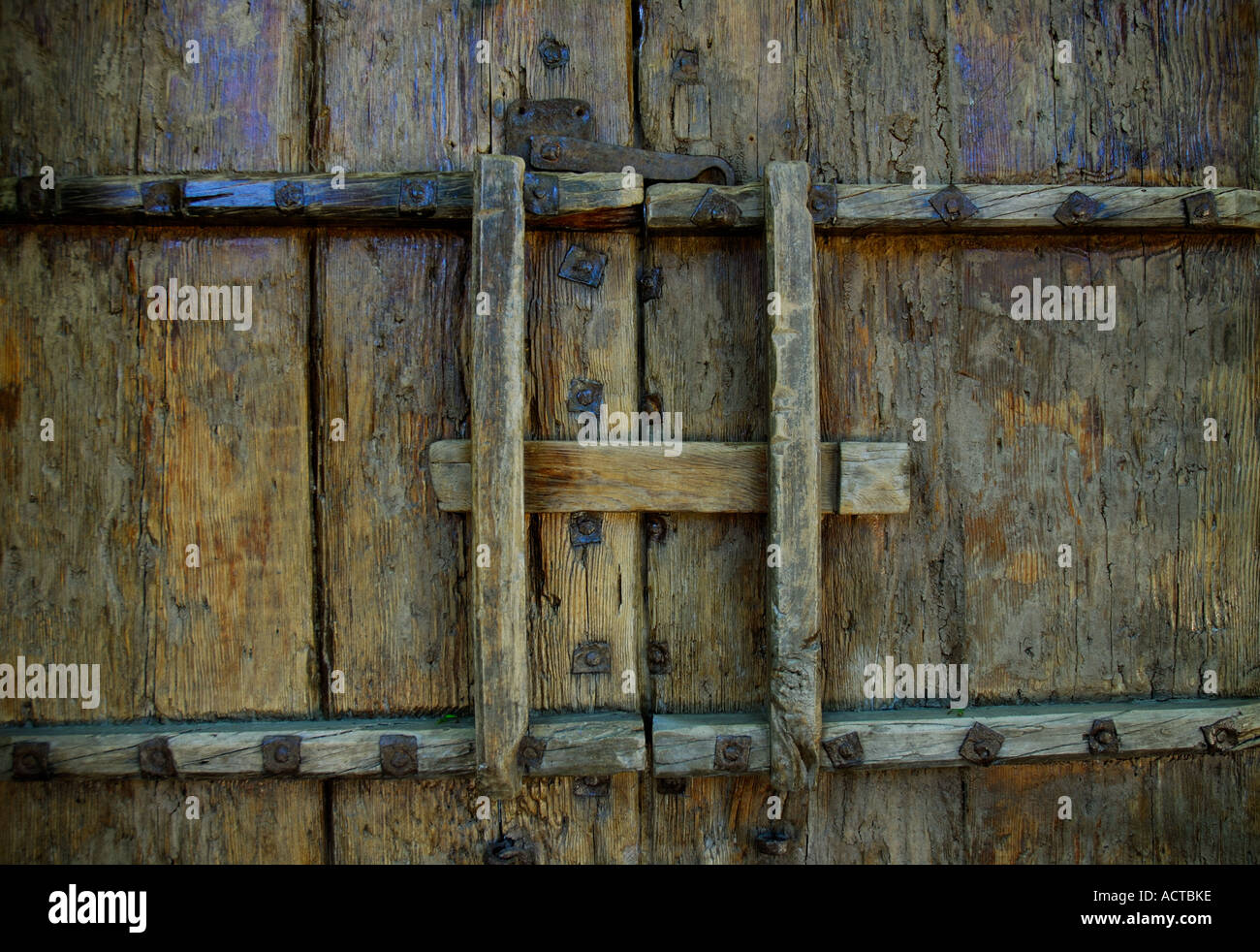 "^19th ^century ^Mexican wooden plank door, latch and bolt Stock Photo ...