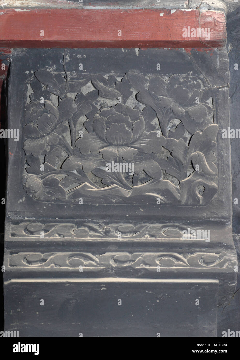 Flower engraving hi-res stock photography and images - Alamy