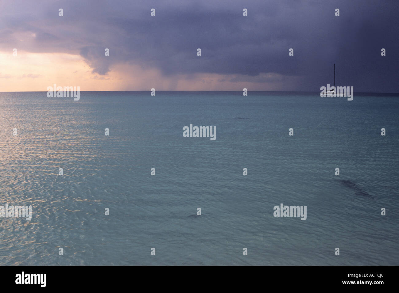 Jamaica storm hi-res stock photography and images - Alamy