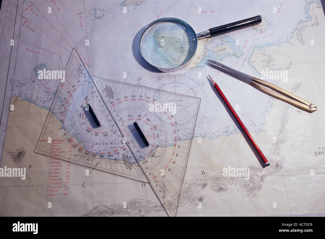 Ship chart room hi-res stock photography and images - Alamy