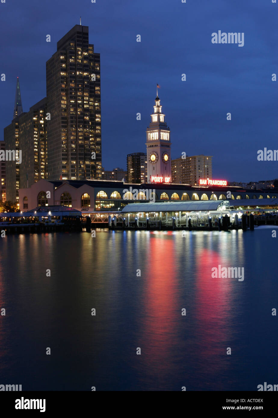 Frisco pier hi-res stock photography and images - Alamy