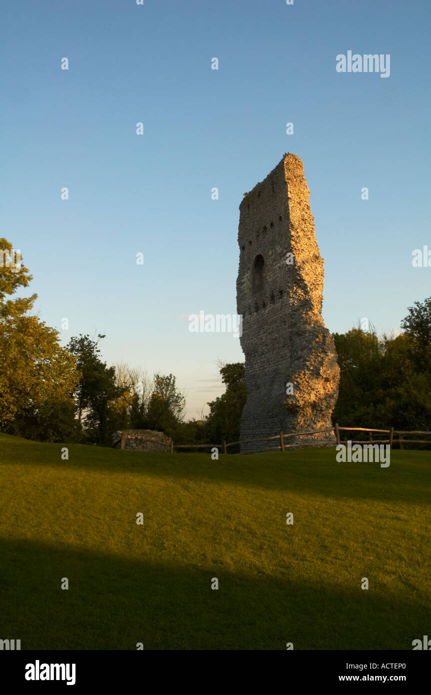 Steyning norman castle hi-res stock photography and images - Alamy