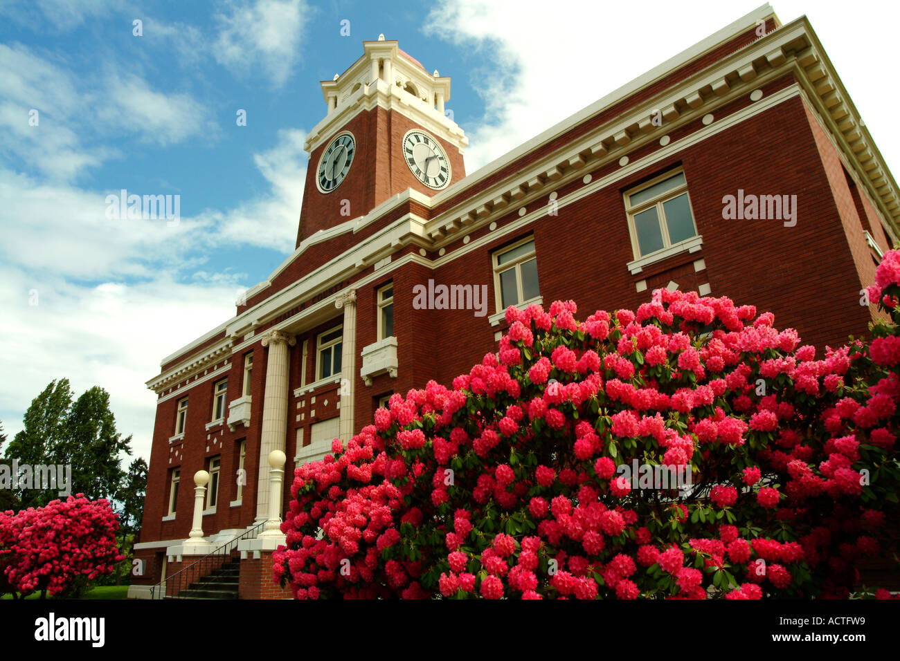 Port Angeles Courthouse, Washington Stock Photo - Alamy