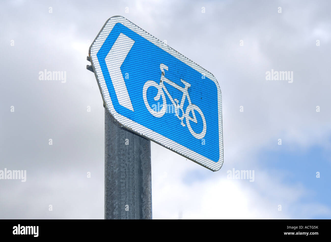 Cycle path sign at Malltraeth Anglesey North Wales Stock Photo - Alamy