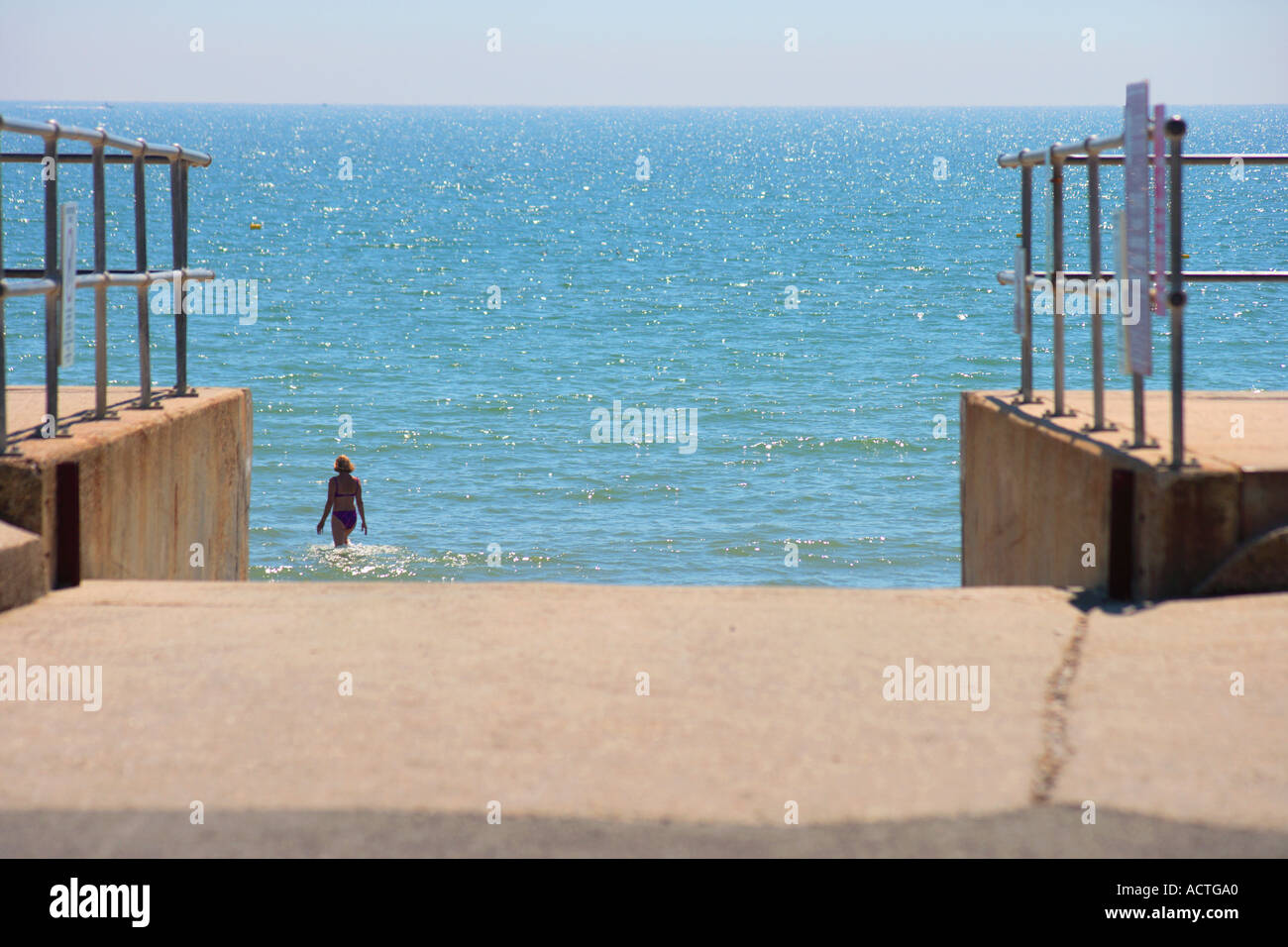 Female blonde tan bikini hi-res stock photography and images - Alamy