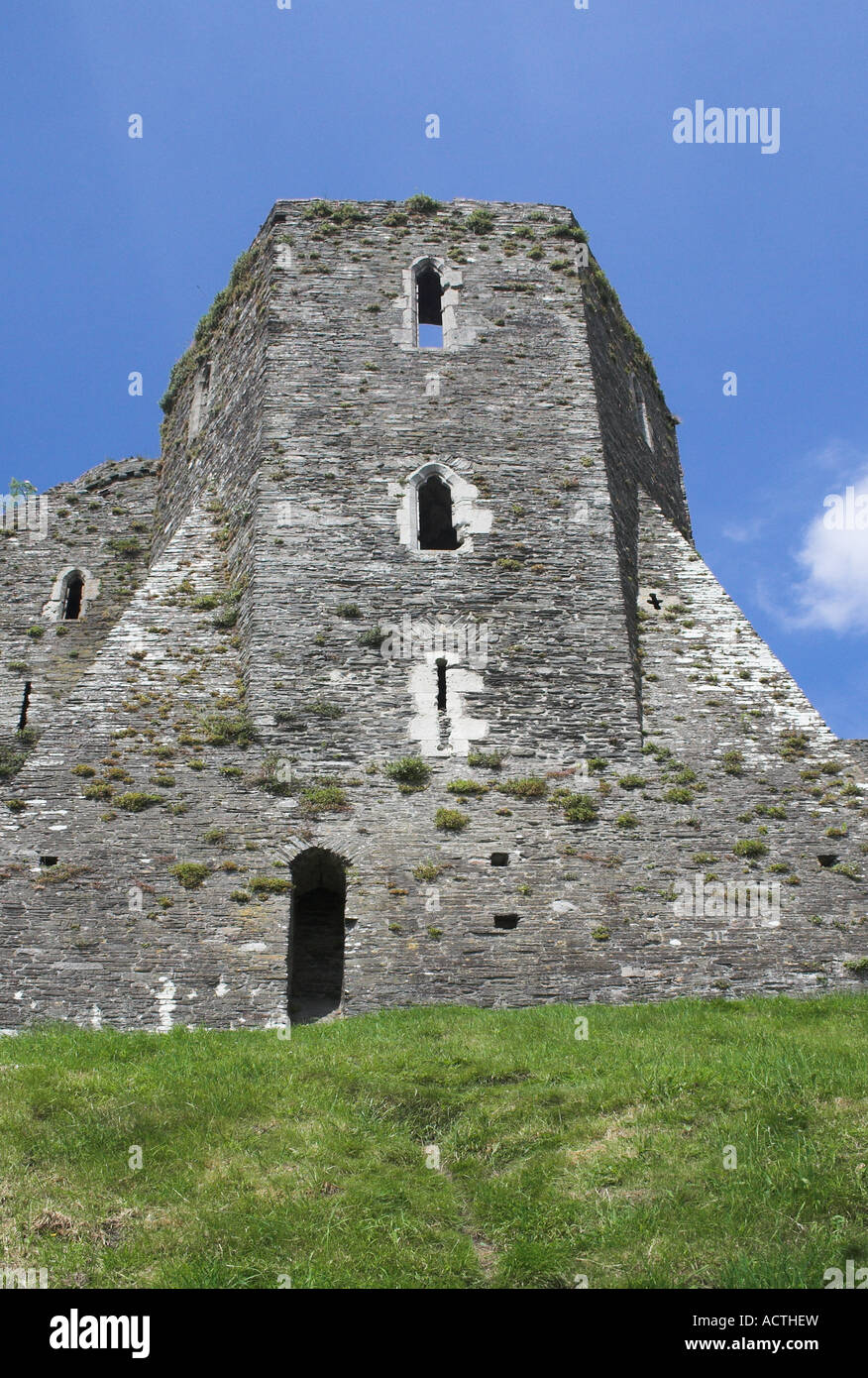 Tower at kidwelly castle hi-res stock photography and images - Alamy