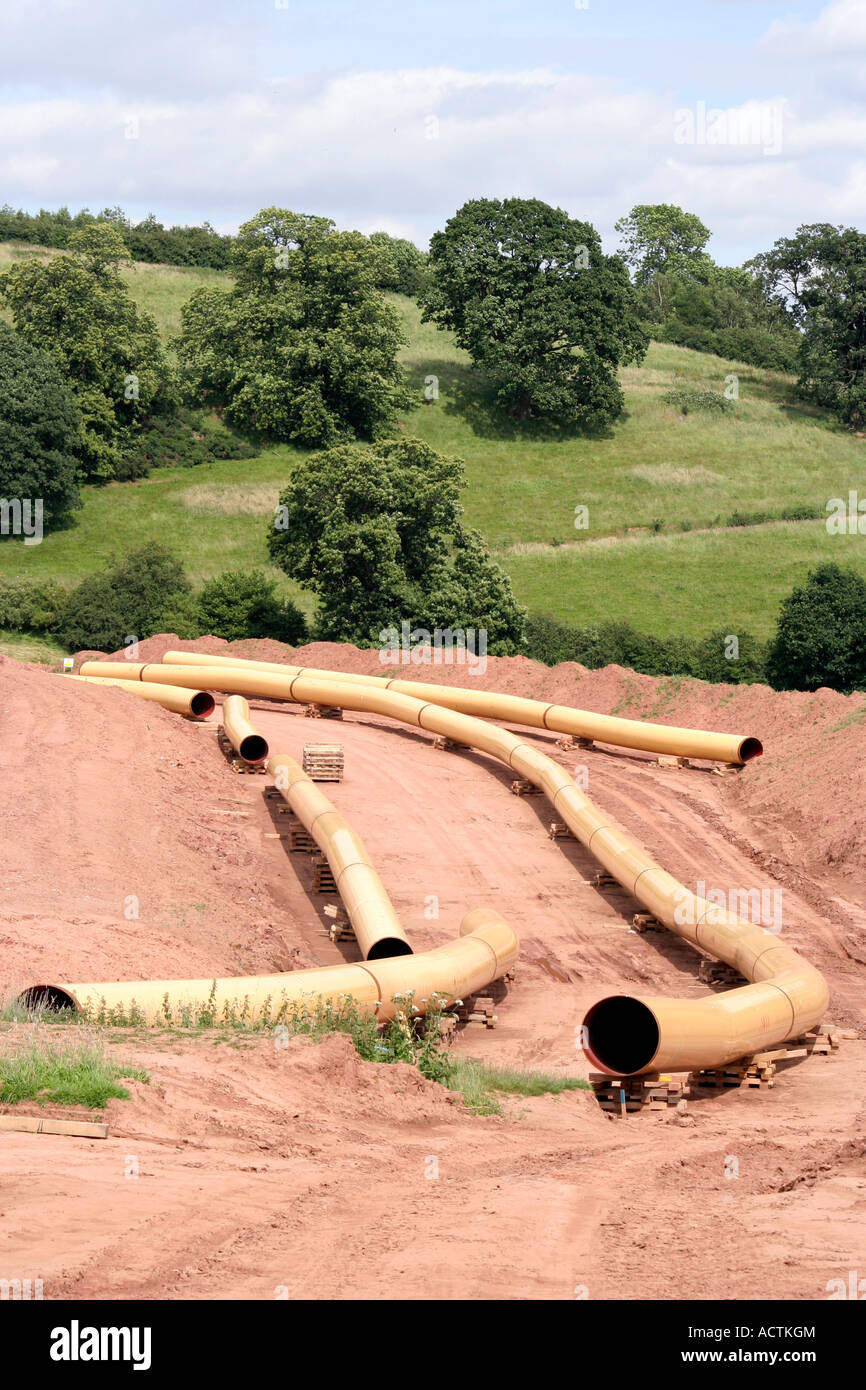 new gas pipeline being laid between Brecon Wales and Tirley ...