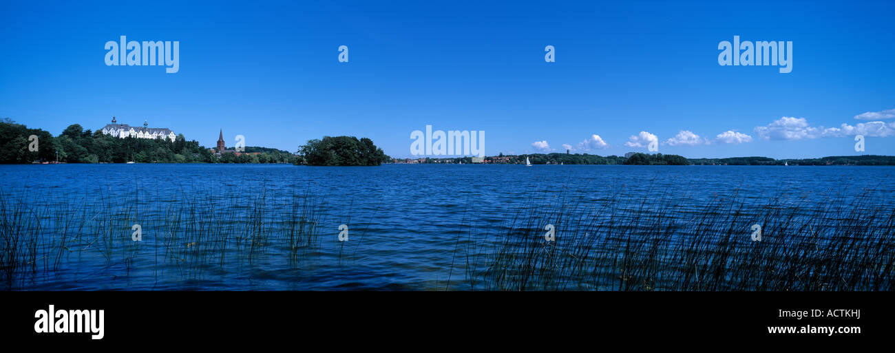 Plön castle and lake Plön, Schleswig-Holstein, Germany Stock Photo - Alamy