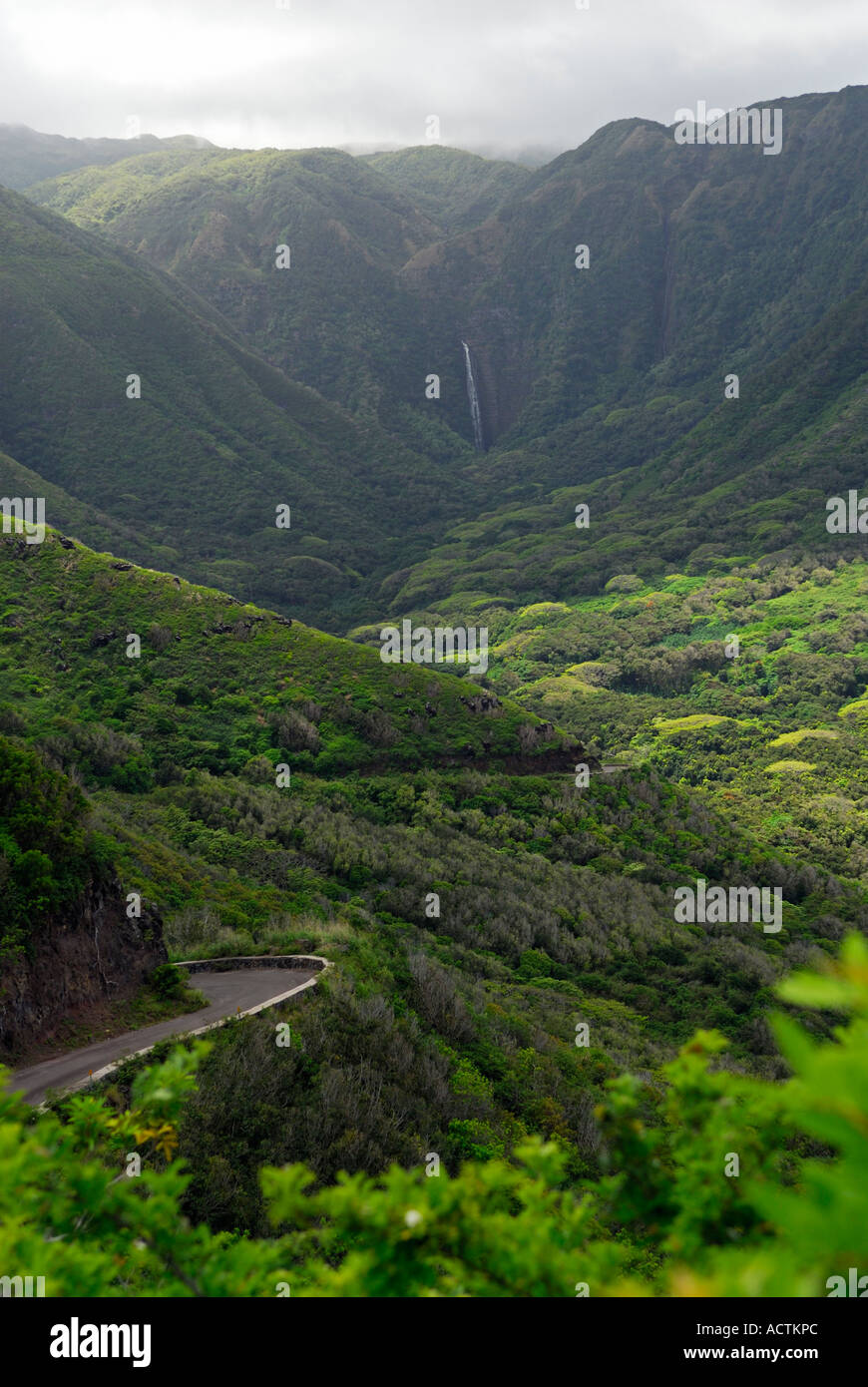 Moaula Falls at Halawa Valley wilderness Molokai Hawaii Stock Photo - Alamy