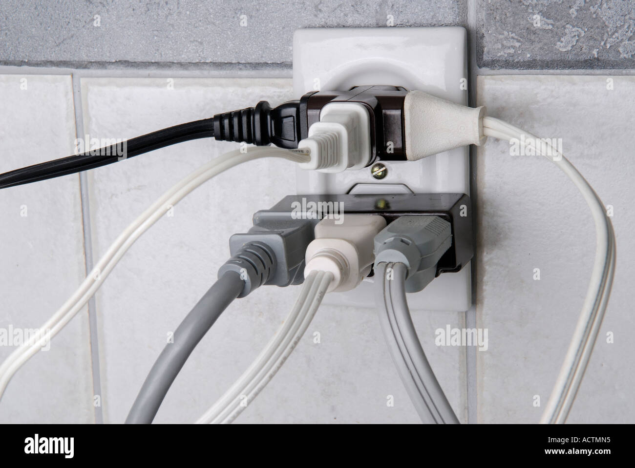 Overloaded electrical outlet hi-res stock photography and images - Alamy