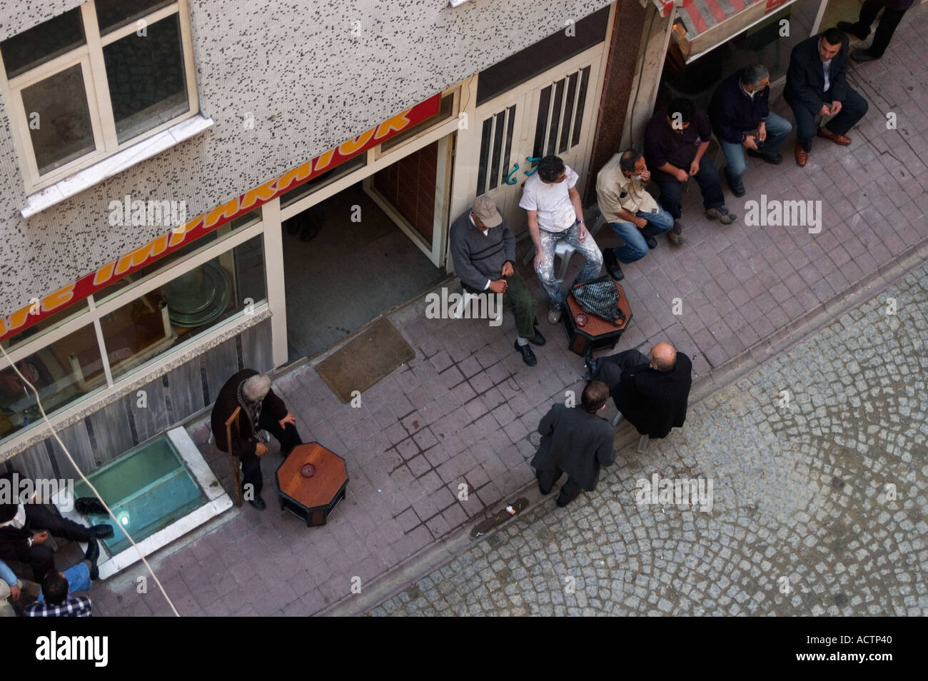 Istanbul Turkey pavement sidewalk café in the old town Stock Photo - Alamy