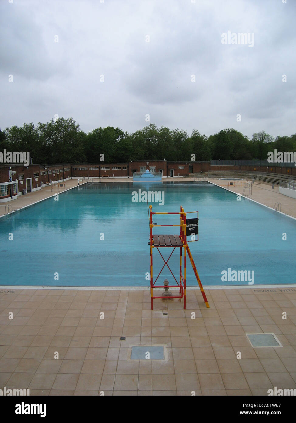 Landscape view of the refurbished swimming pool of the Hampstead Lido ...