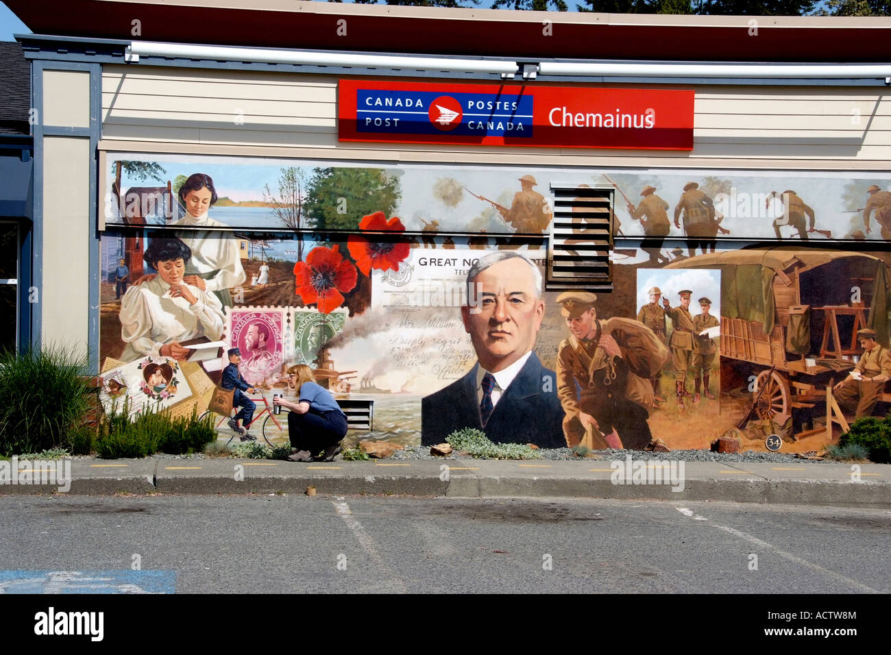 Canada postman hi-res stock photography and images - Alamy
