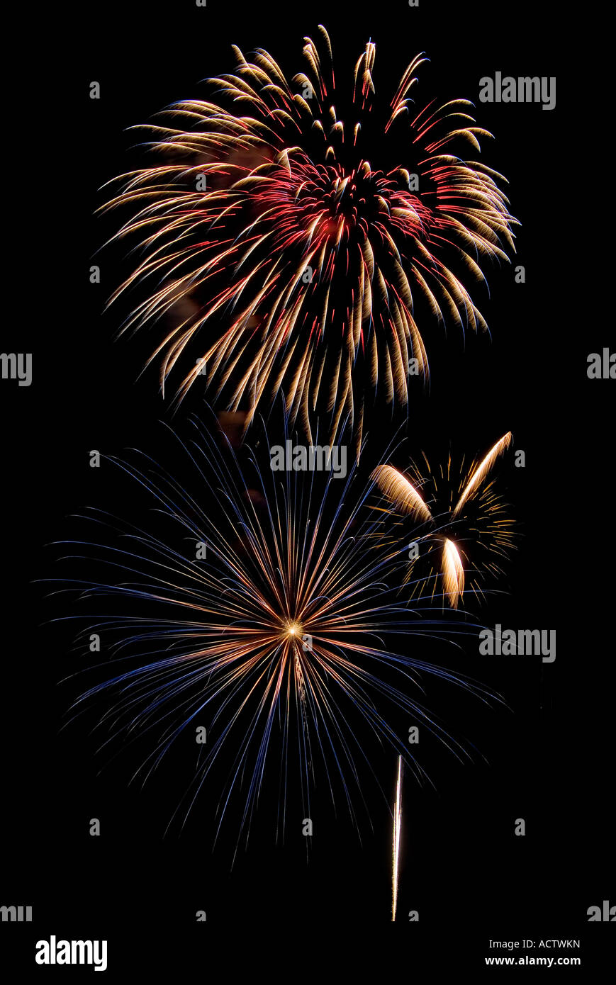 MULTI BURSTS OF FIREWORKS Stock Photo - Alamy
